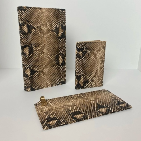 INC International Concepts | Bags | Inc International Concepts Wallets ...